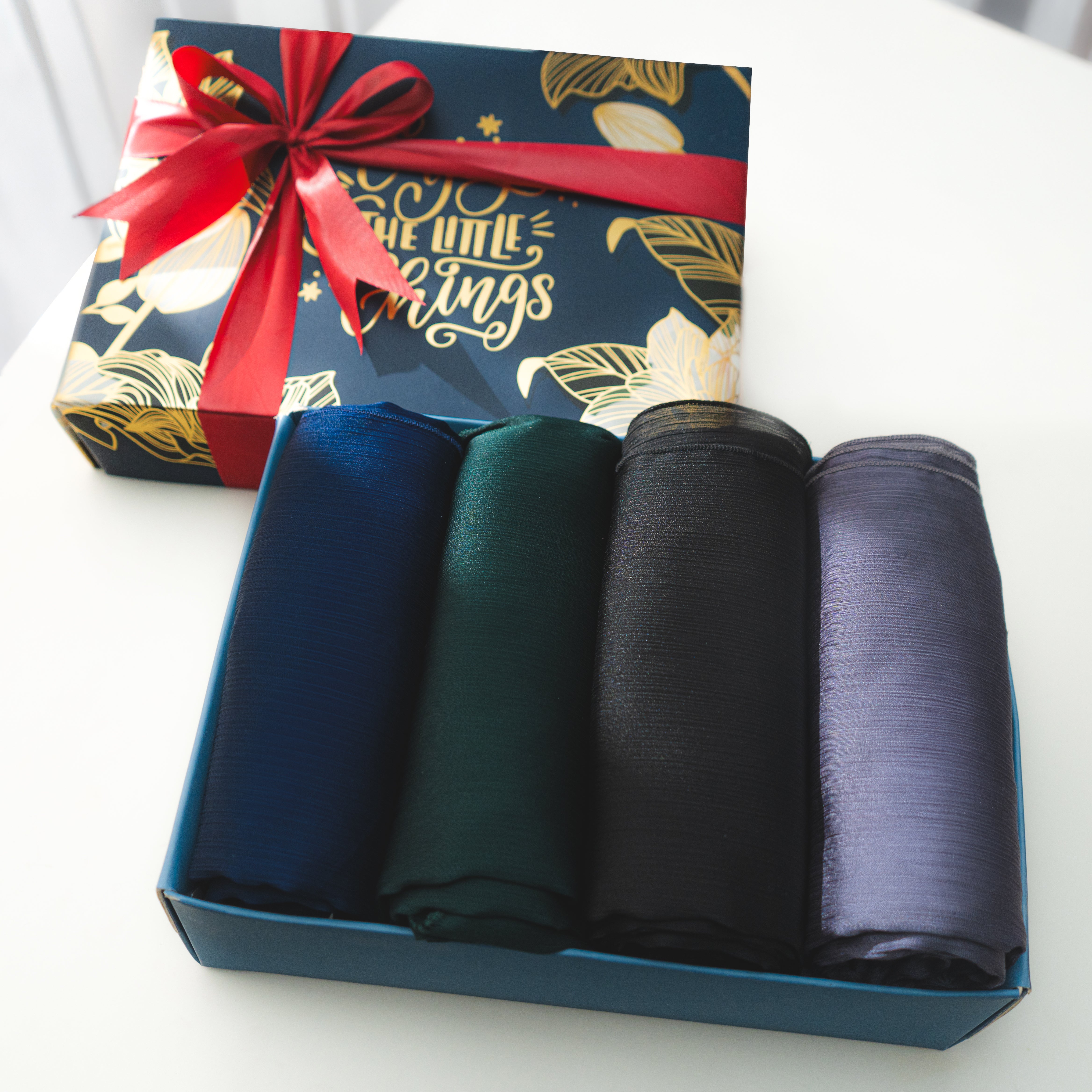 Hijab Gift Hamper | Pashmina (08) – The Sunnah Store